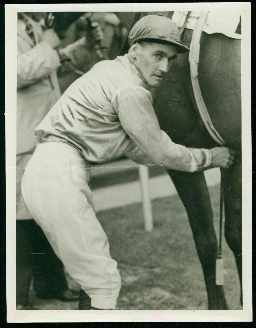 Photograph; Billy Briscoe and Monsoon - Australian Racing Museum